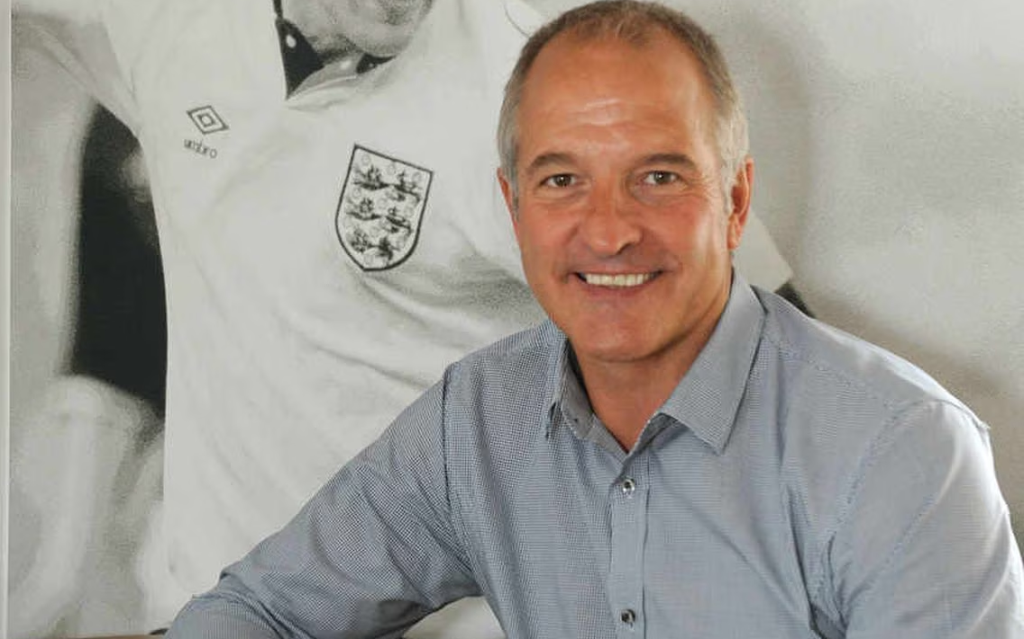 Remember Wolves legend Steve Bull? He is hilarious on a night out! - Uk ...