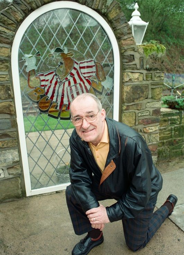 Jim Bowen: A kind and hilarious comedian whose two jobs pre-fame will ...