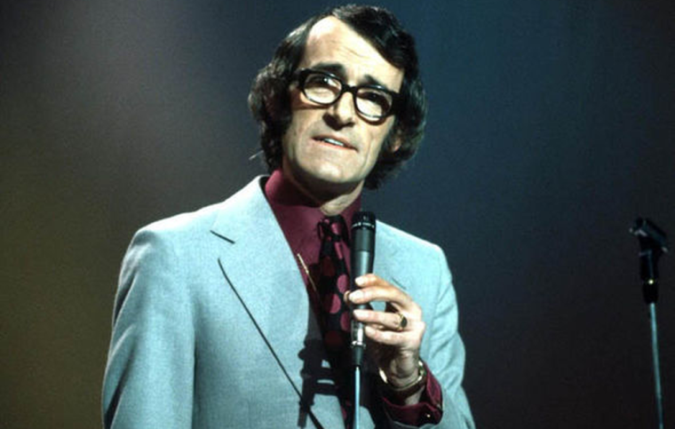 Jim Bowen: A kind and hilarious comedian whose two jobs pre-fame will ...